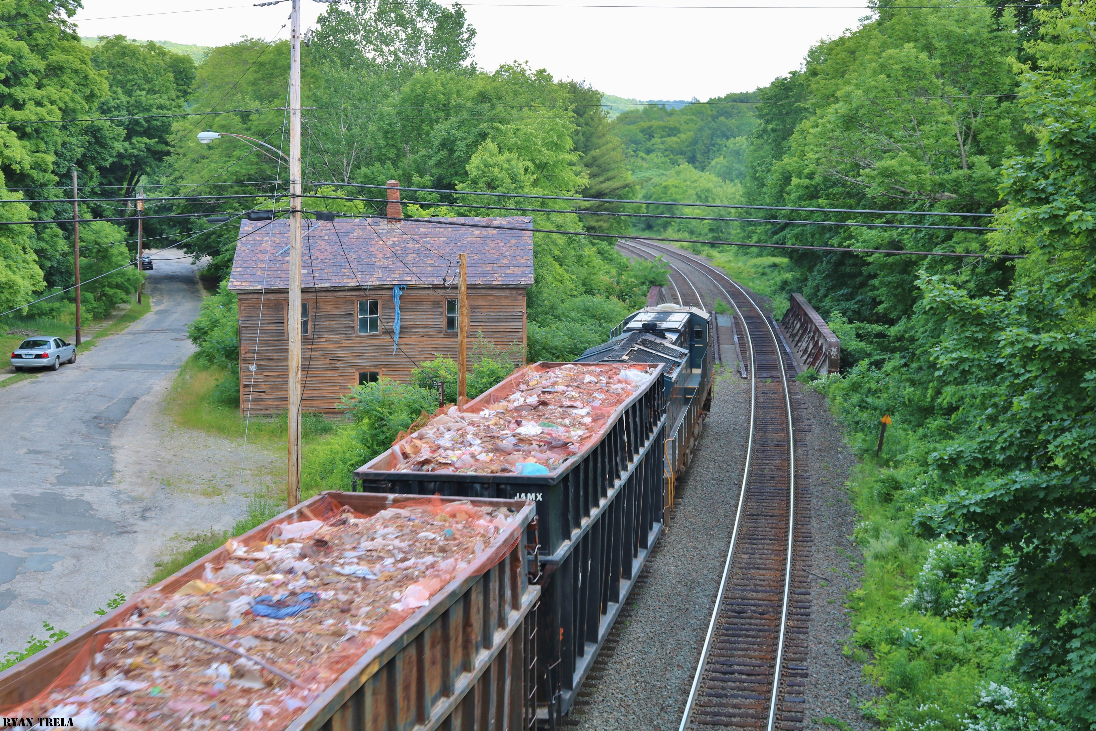 Rear DPU on Q425: The NERAIL New England Railroad Photo Archive