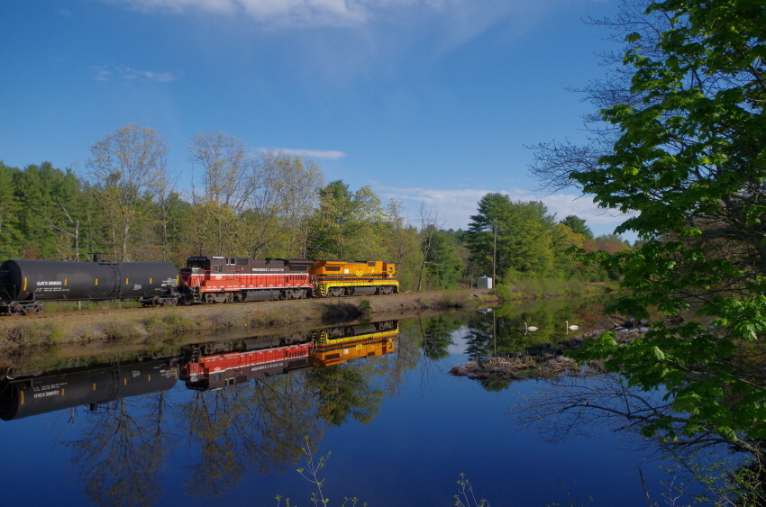 Providence & Worcester @ Thompson, Ct.: The NERAIL New England Railroad Photo Archive