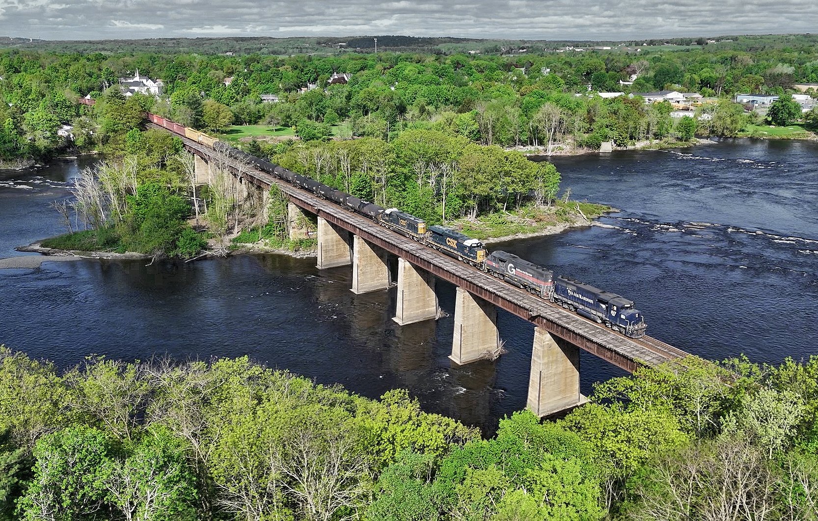 CSX L091 at Benton: The NERAIL New England Railroad Photo Archive