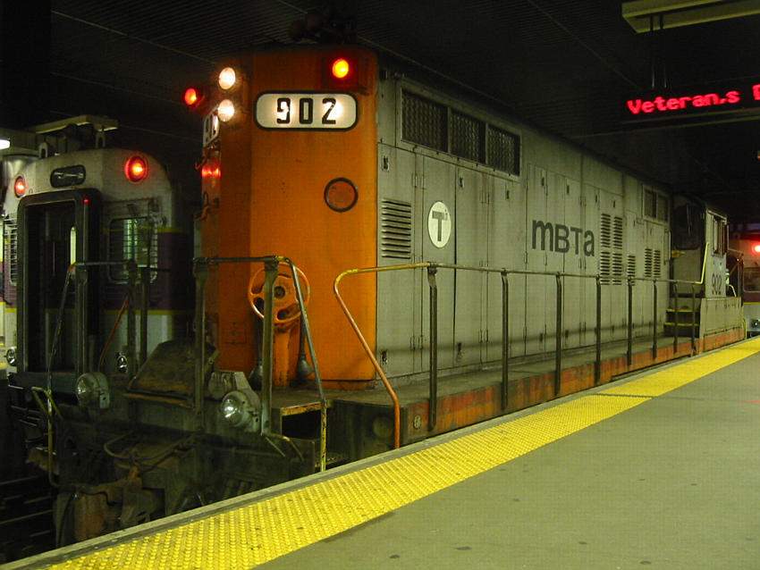 MBTA #902 inside North Station: The NERAIL New England Railroad Photo Archive