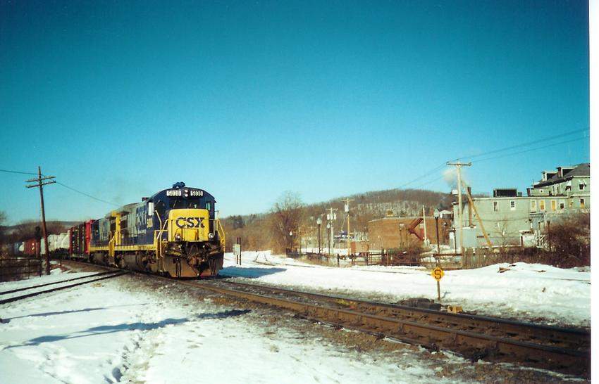 CSX 5838: The NERAIL New England Railroad Photo Archive
