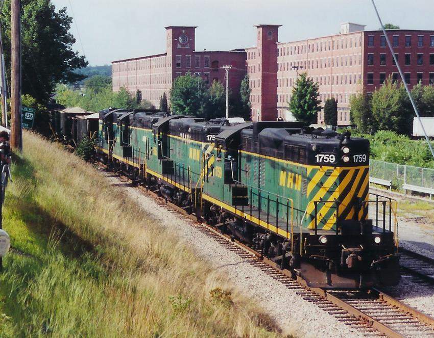 NHN s/b at Somersworth: The NERAIL New England Railroad Photo Archive
