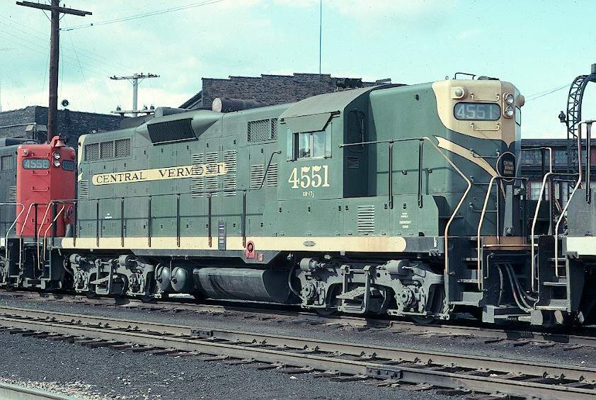 Central Vermont GP9 4551 in old colors: The NERAIL New England Railroad Photo Archive