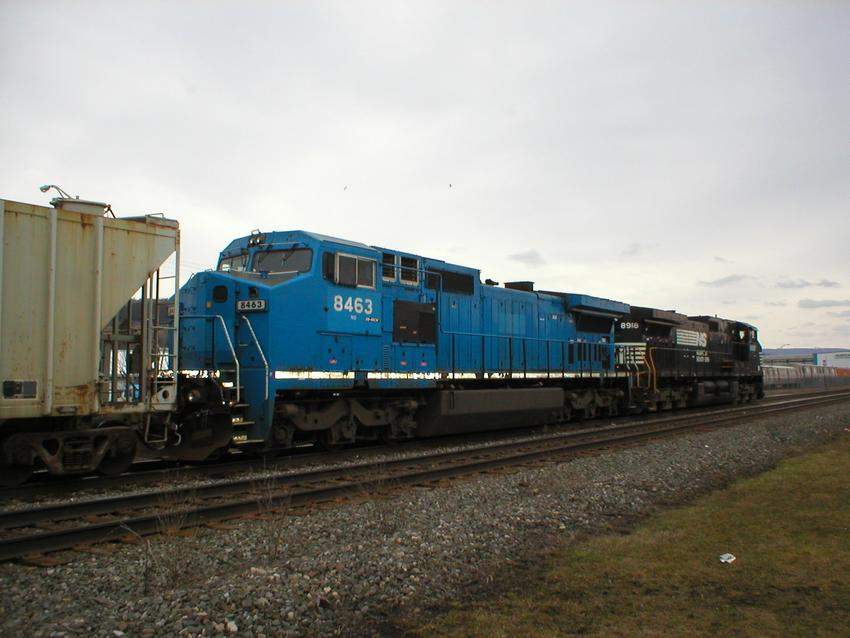 NS C40-8W 8463 trailing C40-9W 8918 on the Alstom pick-up.: The NERAIL New England Railroad ...