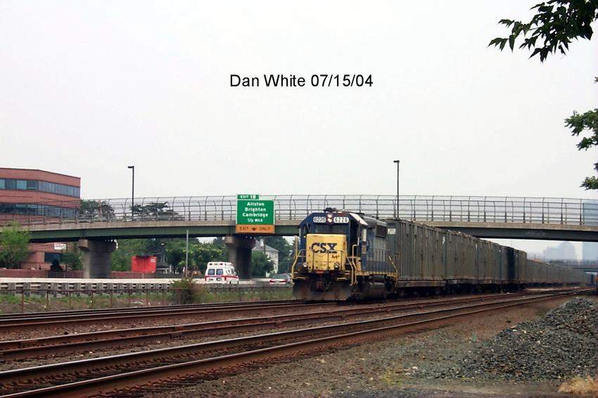 CSX 6226 switching the Beacon Park yard: The NERAIL New England Railroad Photo Archive