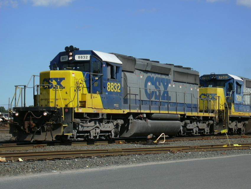 CSX 8832 & 7581 heading West from the West Springfield Yard: The NERAIL New England Railroad ...