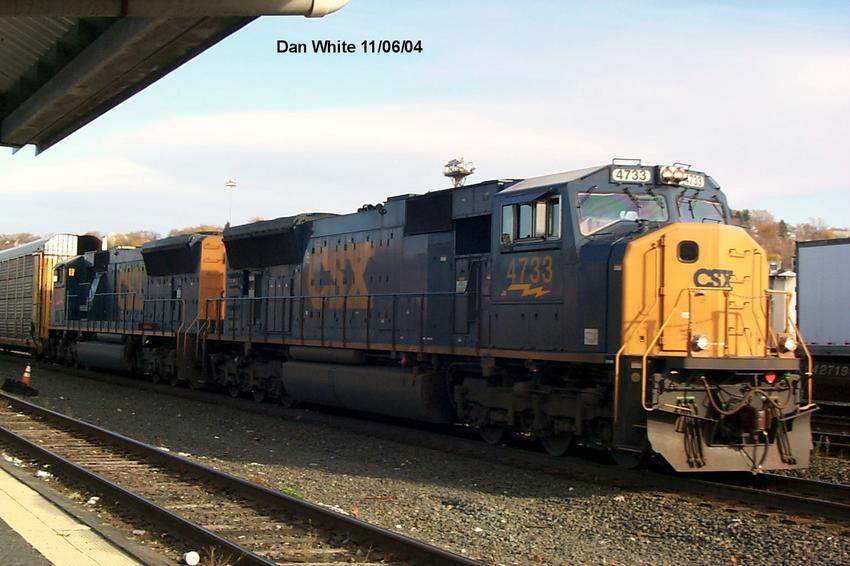 CSX 4733 in Worcester: The NERAIL New England Railroad Photo Archive