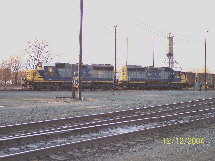 CSX 6226 & 6225 in Framingham.: The NERAIL New England Railroad Photo Archive