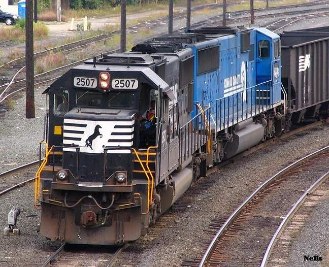 NS #2507 at E Deerfield: The NERAIL New England Railroad Photo Archive