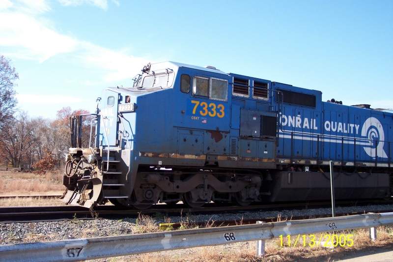 Conrail C40-8W 7333 brings a whole new meaning to the word 'Quality.': The NERAIL New England ...