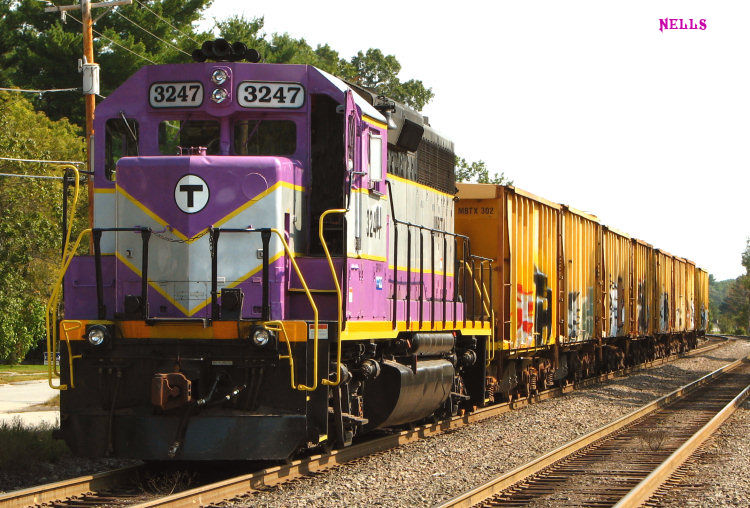 MBTA #3247 at Shirley MA: The NERAIL New England Railroad Photo Archive