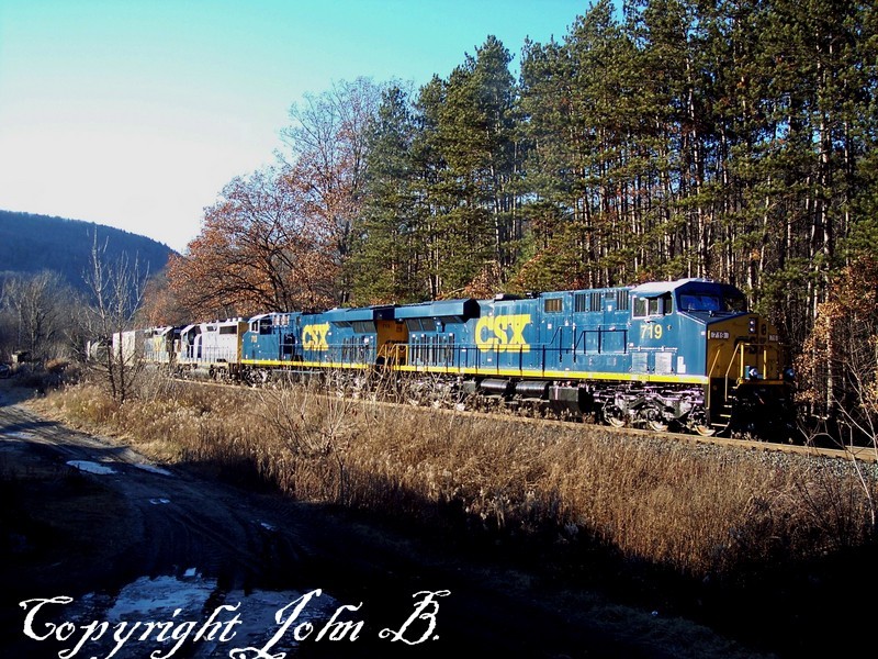 CSX Q436 at Chester, Mass.: The NERAIL New England Railroad Photo Archive