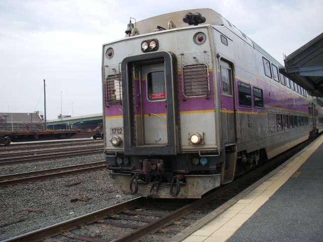 MBTA Cab Car 1712 Leaves Worcester Union Station: The NERAIL New England Railroad Photo Archive