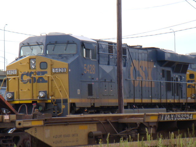 CSX #5428 at Beacon Park Yard: The NERAIL New England Railroad Photo Archive