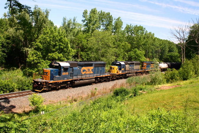 CSX Y-122 heads for Selkirk with an ethanol train: The NERAIL New England Railroad Photo Archive