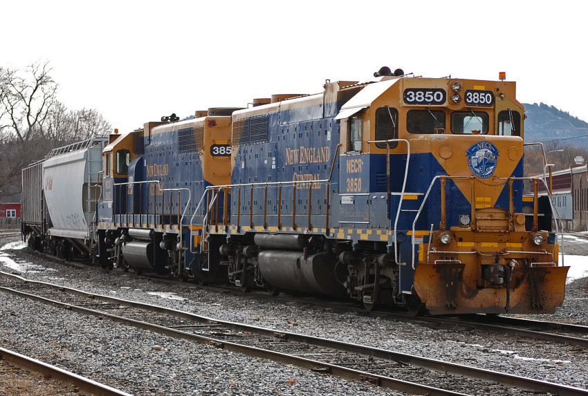 NECR 3850 & 3857 At White River Jct.2/13/10: The NERAIL New England Railroad Photo Archive