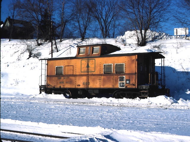 Maine Central Caboose # 660: The NERAIL New England Railroad Photo Archive Maine Central Caboose # 660: The NERAIL New England Railroad Photo Archive