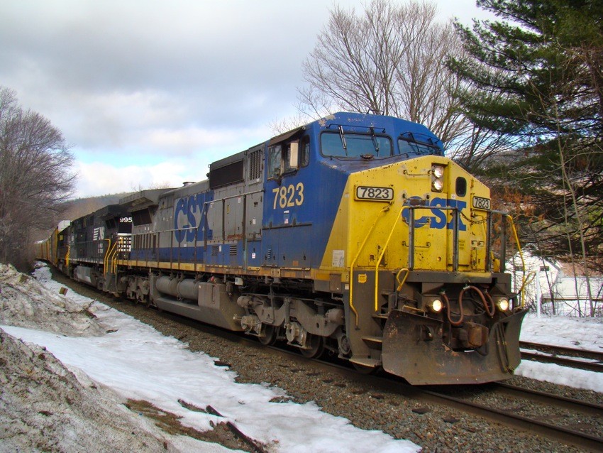 CSX leads MOAY: The NERAIL New England Railroad Photo Archive