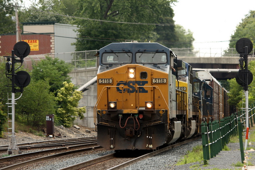 CSX Q293 heads west in Palmer MA: The NERAIL New England Railroad Photo Archive