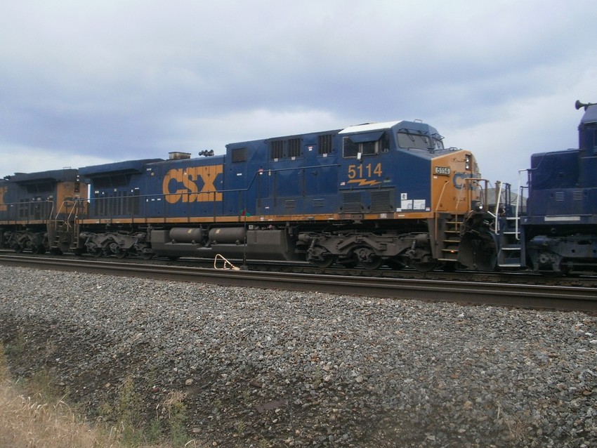 CSX 5114: The NERAIL New England Railroad Photo Archive