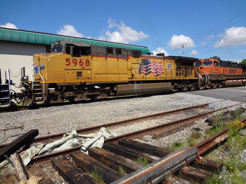 UP #5968 on Oil Train: The NERAIL New England Railroad Photo Archive
