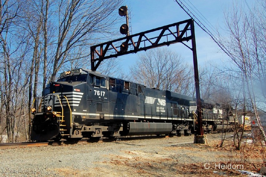 NS 7617 in Gardner Mass: The NERAIL New England Railroad Photo Archive