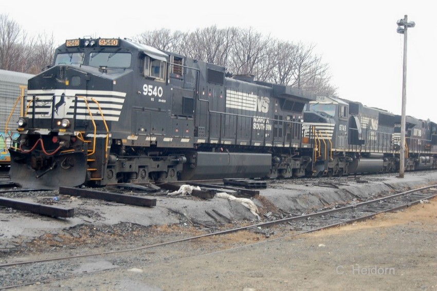 NS 9540 in Gardner Mass: The NERAIL New England Railroad Photo Archive