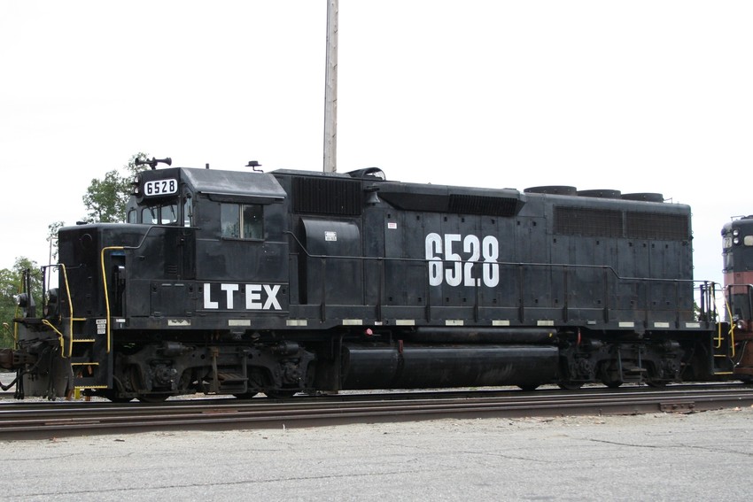 LTEX #6528, working the Waterville rail yard this morning.: The NERAIL New England Railroad ...