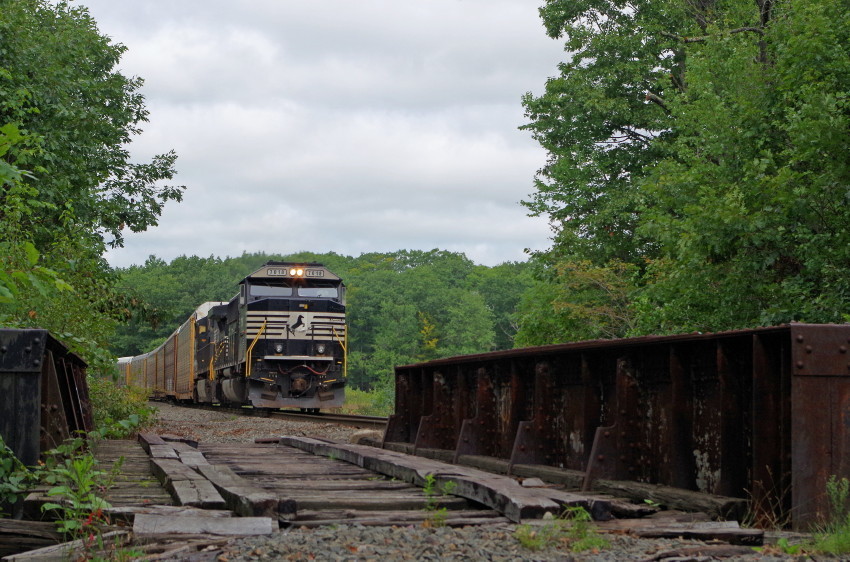 Norfolk Southern @ Gardner, Ma.: The NERAIL New England Railroad Photo Archive
