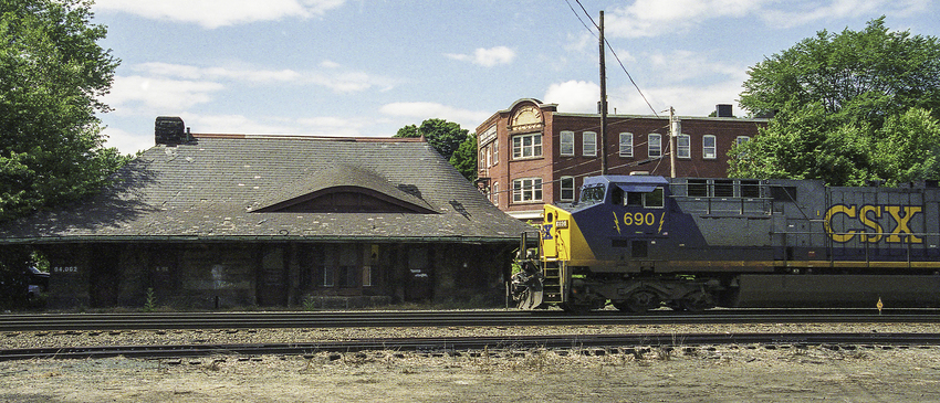 CSXT 690 in Front of the Former East Brookfield, MA Depot: The NERAIL New England Railroad Photo ...