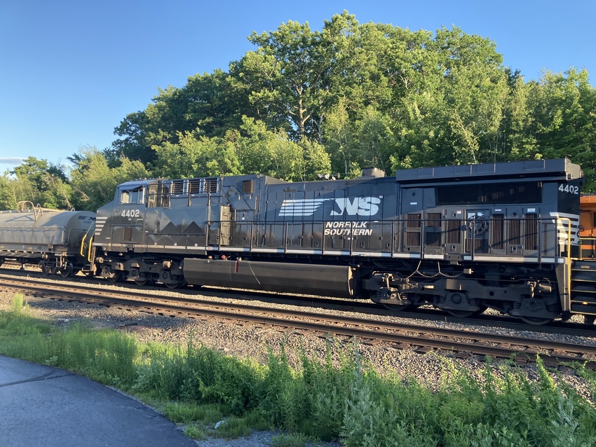 Beautiful Stallion: The NERAIL New England Railroad Photo Archive