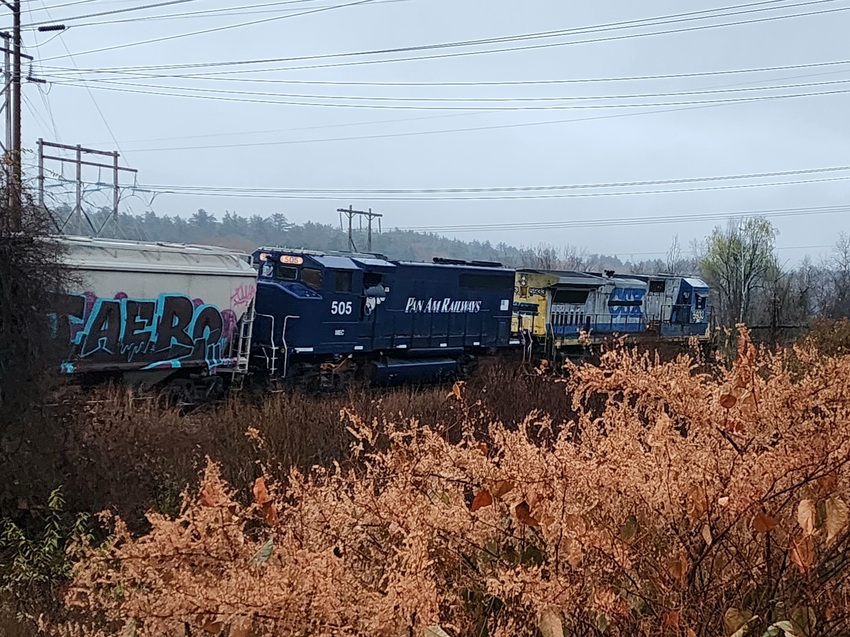 L066 MEC 5933 past Garvin Falls in Bow: The NERAIL New England Railroad Photo Archive