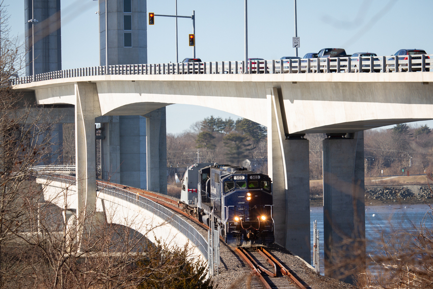 L063 Exiting the Bridge Headed for PNSY: The NERAIL New England Railroad Photo Archive