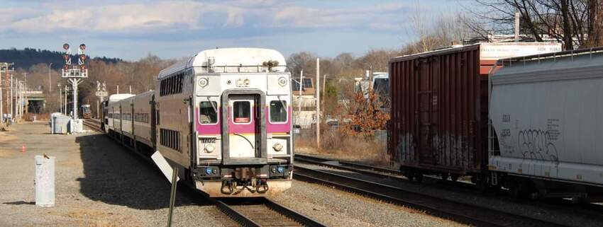 Keolis inbound: The NERAIL New England Railroad Photo Archive