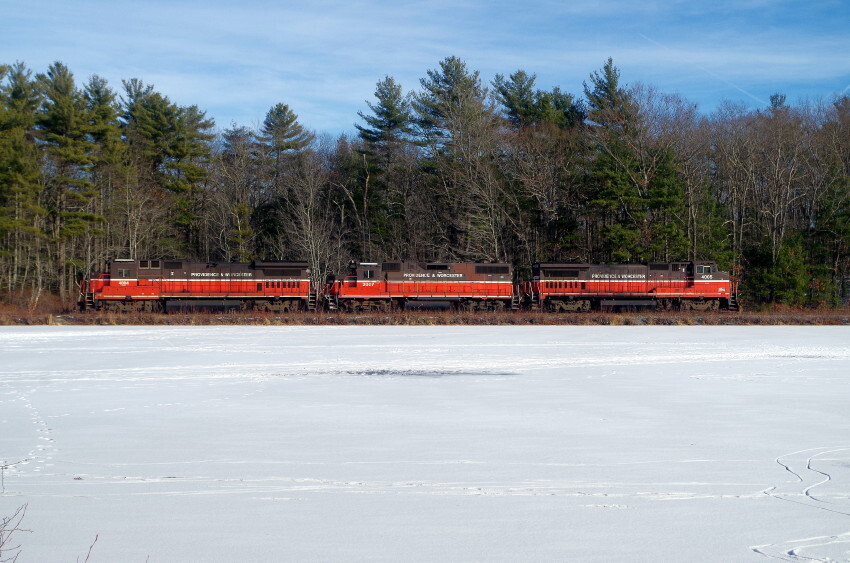 Providence & Worcester @ Holden, Ma.: The NERAIL New England Railroad Photo Archive
