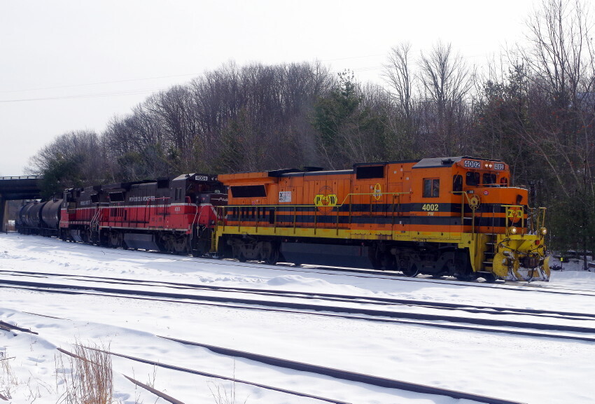 Providence & Worcester @ Gardner, Ma.: The NERAIL New England Railroad Photo Archive