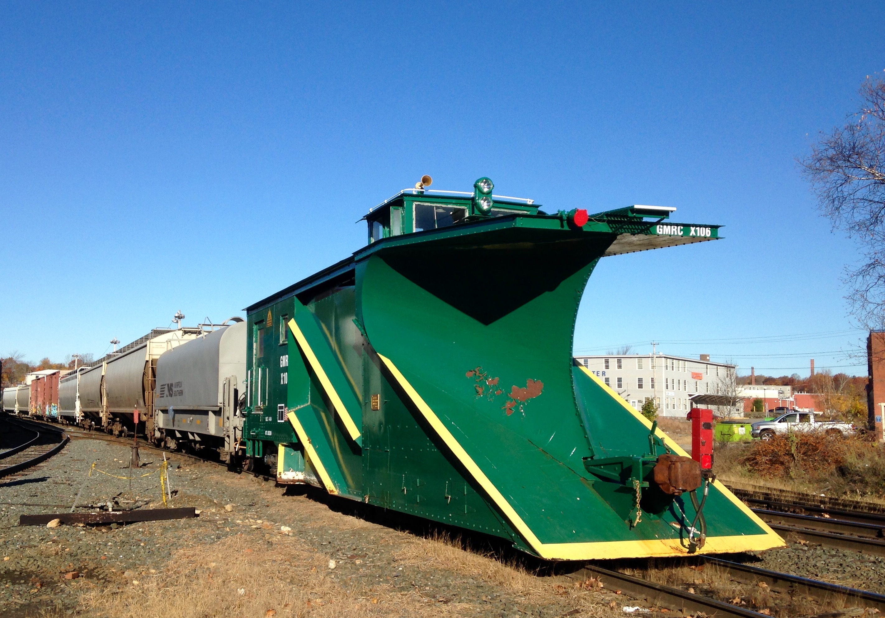 Plow @ Gardner: The NERAIL New England Railroad Photo Archive