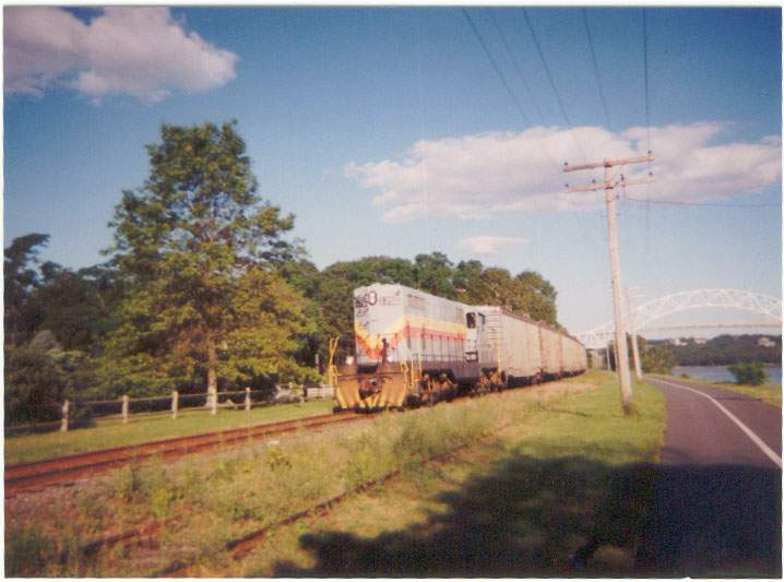 BCLR trash train: The NERAIL New England Railroad Photo Archive