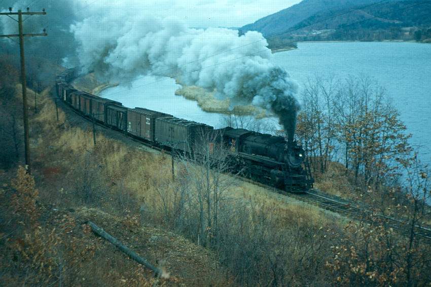 CV Train 430 South of Brattleboro: The NERAIL New England Railroad ...