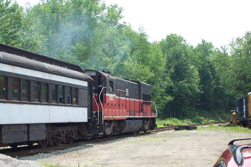Naugatuck Railroad U23B at Thomaston, CT: The NERAIL New England ...
