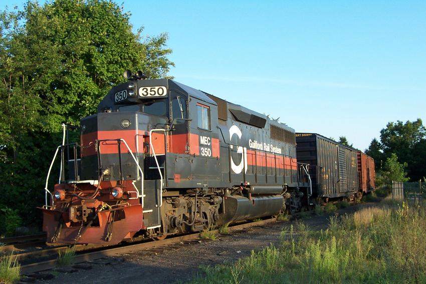 Guilford GP40 #350 at Plainville, CT: The NERAIL New England Railroad ...