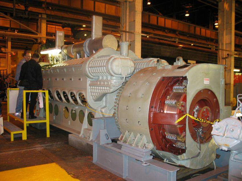 EMD 16-567 with Generator: The NERAIL New England Railroad Photo Archive