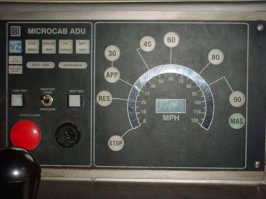 GP40MC Cab speed display: The NERAIL New England Railroad Photo Archive