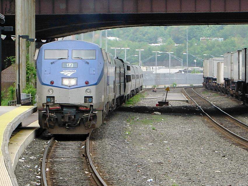 Amtrak Train # 449 Arriving Union Station Worcester.: The NERAIL New ...