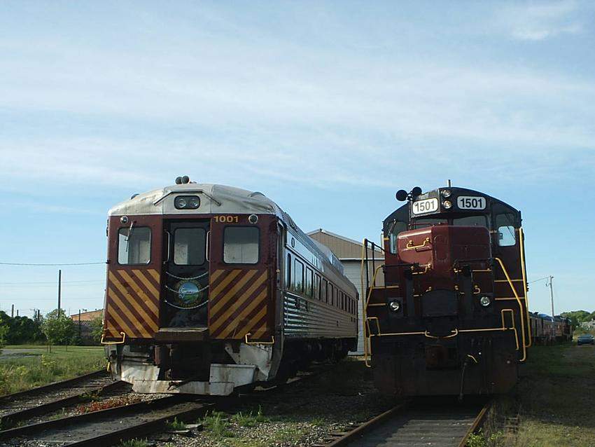 PEGX 1001 with CCCX 1501: The NERAIL New England Railroad Photo Archive