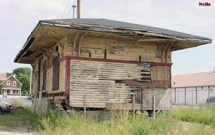 Maplewood Station at Charles Ro, Malden MA: The NERAIL New England ...