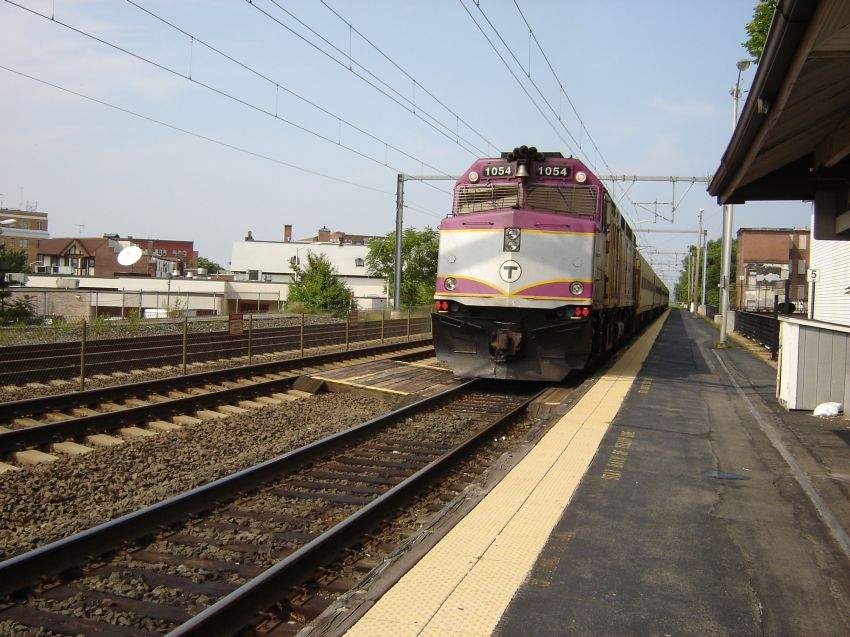MBTA F40PH-2C 1054: The NERAIL New England Railroad Photo Archive
