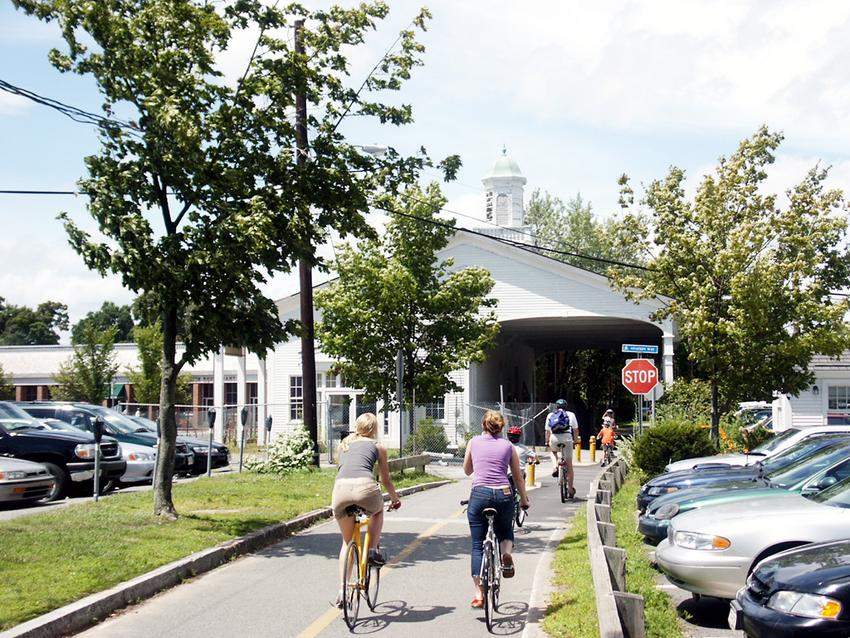 The Minuteman Bicycle Trail at Lexington, MA: The NERAIL New England ...