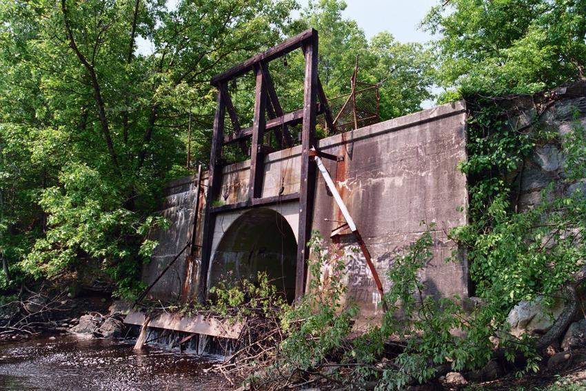 Segreganset River Damn / Old Fall River Line: The NERAIL New England ...