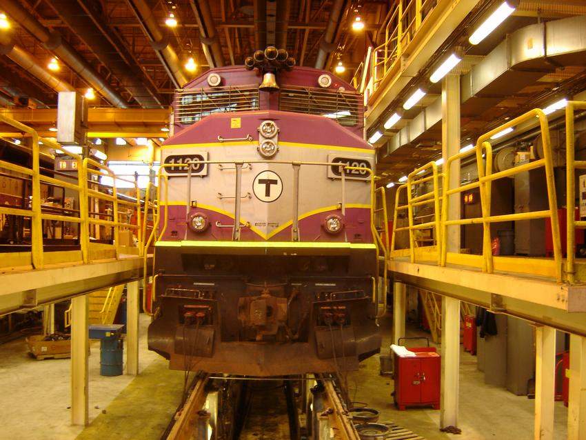 GP40MC: The NERAIL New England Railroad Photo Archive